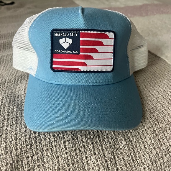 Accessories | Emerald City Blue White Hat | Poshmark